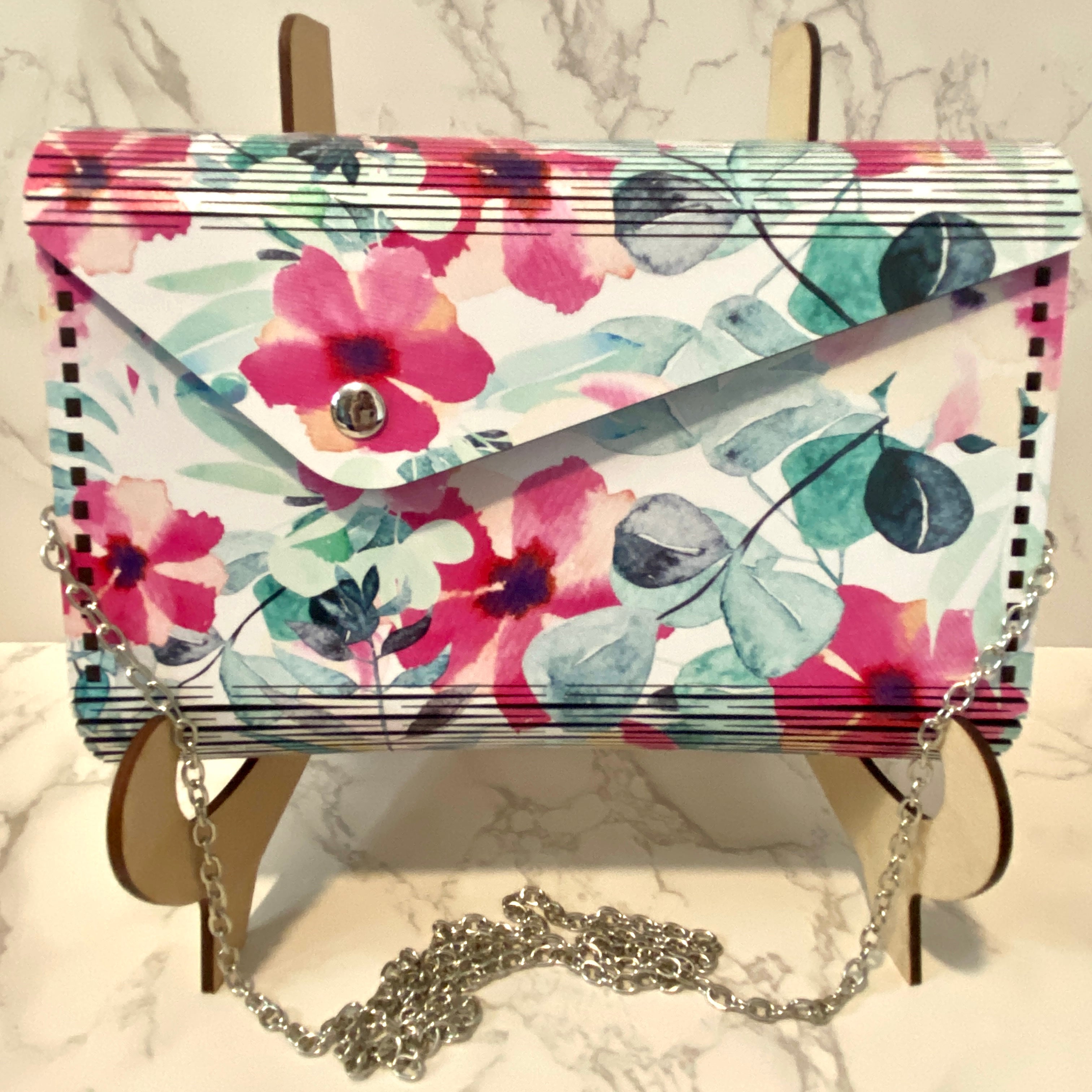 Pink and White Floral Laser Cut Wood Purse – The A to Z Boutique